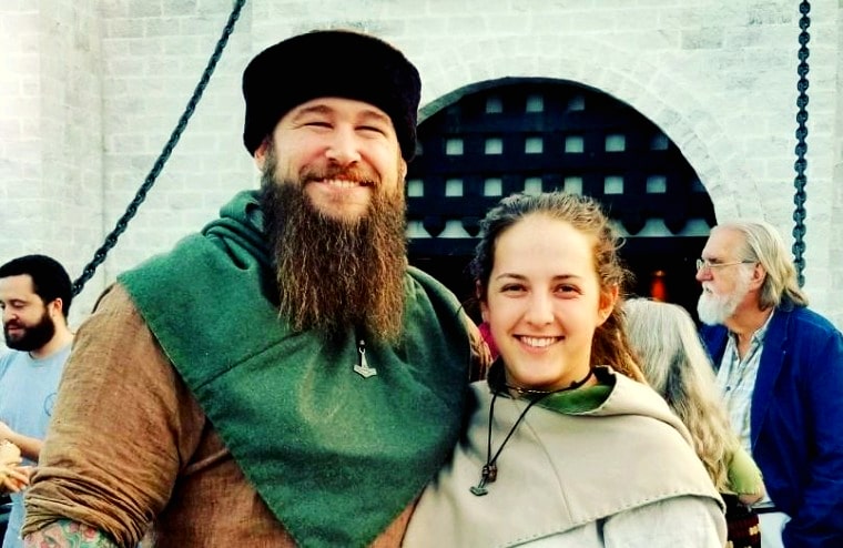 Sarah Logan & Viking Raiders Erik Welcome Their First Child (w/Photo ... Sarah Logan & Viking Raiders Erik Welcome Their First Child (w/Photo ...