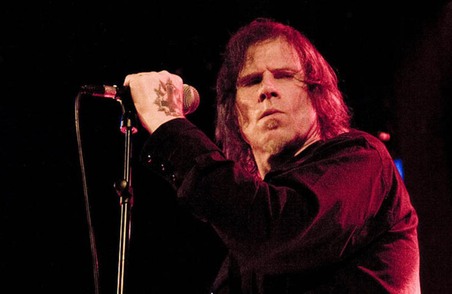 Mark Lanegan Of Screaming Trees & Queens Of The Stone Age Passes Away ...