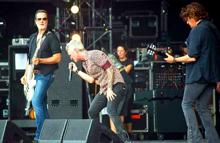 Fight Halts Stone Temple Pilots Show In Australia (w/Video) – WEB IS ...