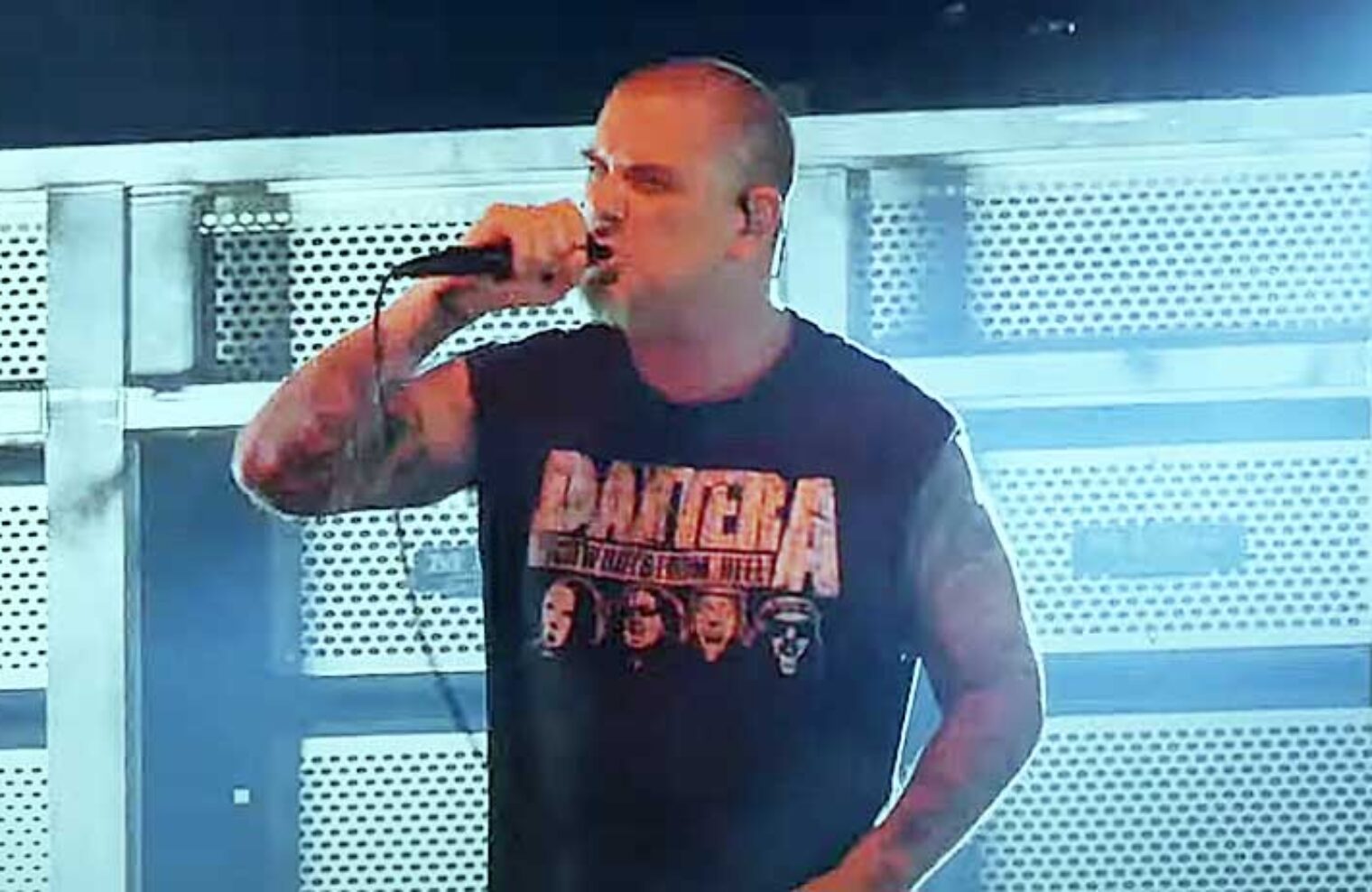 Philip Anselmo Shares What Dimebag & Vinnie Paul Would Think Of Pantera ...