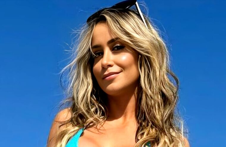 Former WWE Talent Aliyah Says “Life’s A Beach” In Jaw-Dropping ...