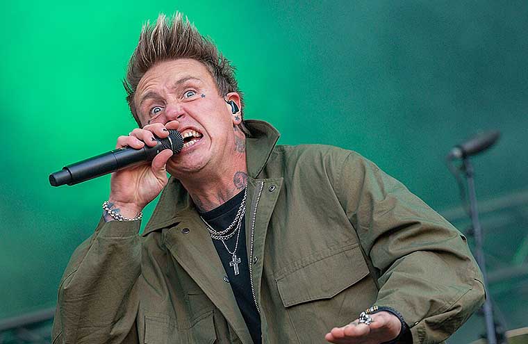 Papa Roach Singer Reveals Why Band Wasn’t Asked Back To Ozzfest - WEB ...