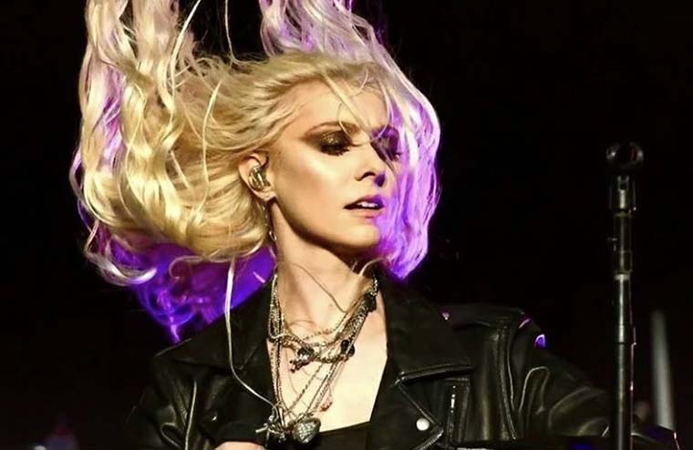 Pretty Reckless Singer Taylor Momsen Suffers Crazy Injury Opening For AC/DC - WEB IS JERICHO