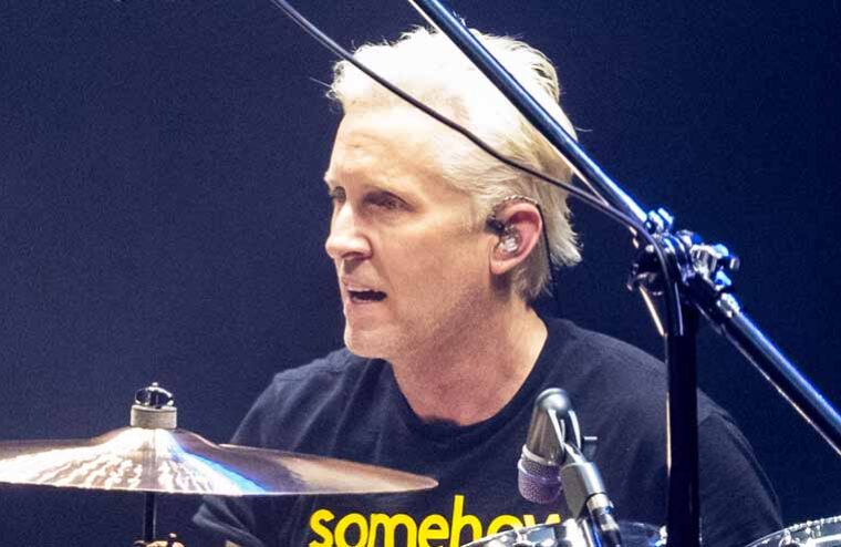 Foo Fighters Fire Drummer Josh Freese - WEB IS JERICHO