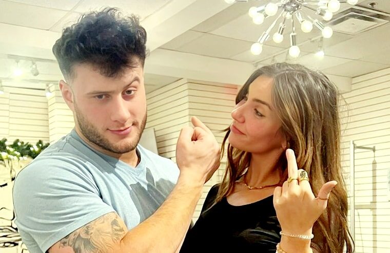 AEW’s Alicia Atout Declares “Life’s Peachy” With Jaw-Dropping Pool ...